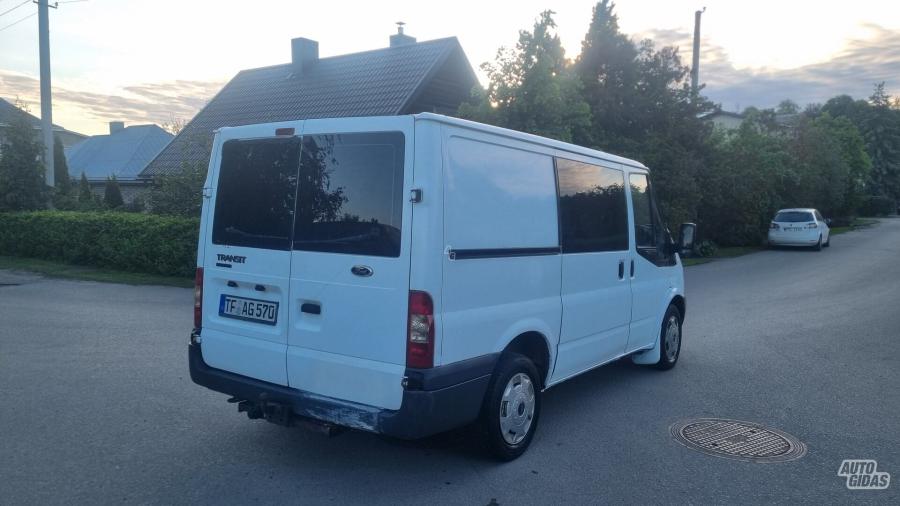 Balts Ford Transit 2006 Kauņa, ar dzinēja tilpumu 2.20 L un nobraukumu 379 tūkst. km par 2599 €, foto 4 vietnē AUTOMOTO.COM.LV