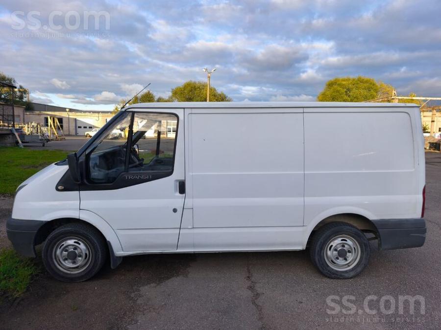 Balts Ford Transit 2006 Liepāja, ar dzinēja tilpumu 2.20 L un nobraukumu 196 tūkst. km par 3200 €, foto 9 vietnē AUTOMOTO.COM.LV