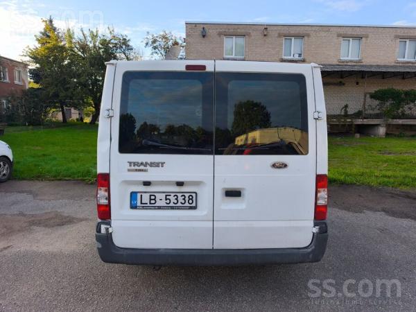 White Ford Transit 2006 in Liepaja, with an engine capacity of 2.20 L and mileage of 196 thousand km for 2900 €, photo 6 on AUTOMOTO.COM.LV