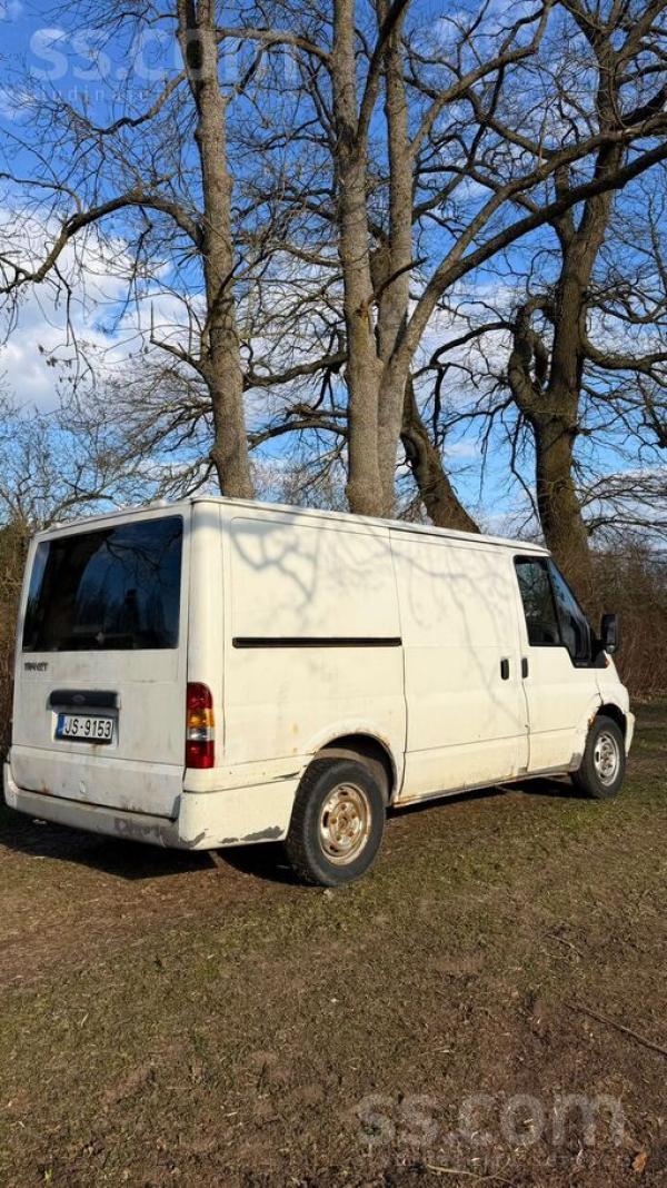 White Ford Transit 2006 in Jelgava, with an engine capacity of 2.00 L and mileage of 769 thousand km for 1300 €, photo 3 on AUTOMOTO.COM.LV