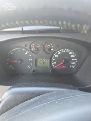 White Ford Transit 2006 in Vilnius, with an engine capacity of 2.20 L and mileage of 322 thousand km for 3500 €, photo 19 on AUTOMOTO.COM.LV
