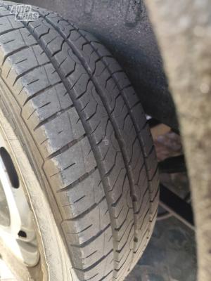 Balts Ford Transit 2006 Visaginas, ar dzinēja tilpumu 2.00 L un nobraukumu 235 tūkst. km par 4200 €, foto 17 vietnē AUTOMOTO.COM.LV