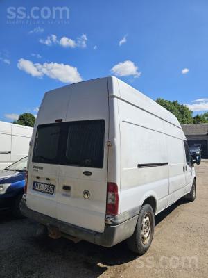 White Ford Transit 2007 in Rezekne, with an engine capacity of 2.20 L and mileage of 430 thousand km for 1650 €, photo 3 on AUTOMOTO.COM.LV