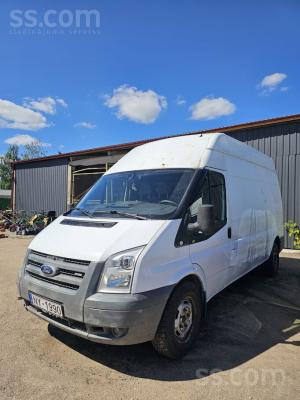White Ford Transit 2007 in Rezekne, with an engine capacity of 2.20 L and mileage of 430 thousand km for 1650 €, photo 4 on AUTOMOTO.COM.LV