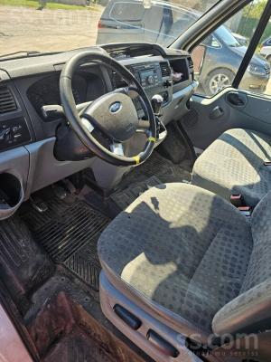 White Ford Transit 2007 in Rezekne, with an engine capacity of 2.20 L and mileage of 430 thousand km for 1650 €, photo 5 on AUTOMOTO.COM.LV