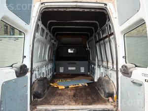White Ford Transit 2007 in Riga, with an engine capacity of 2.20 L and mileage of 428 thousand km for 2750 €, photo 7 on AUTOMOTO.COM.LV