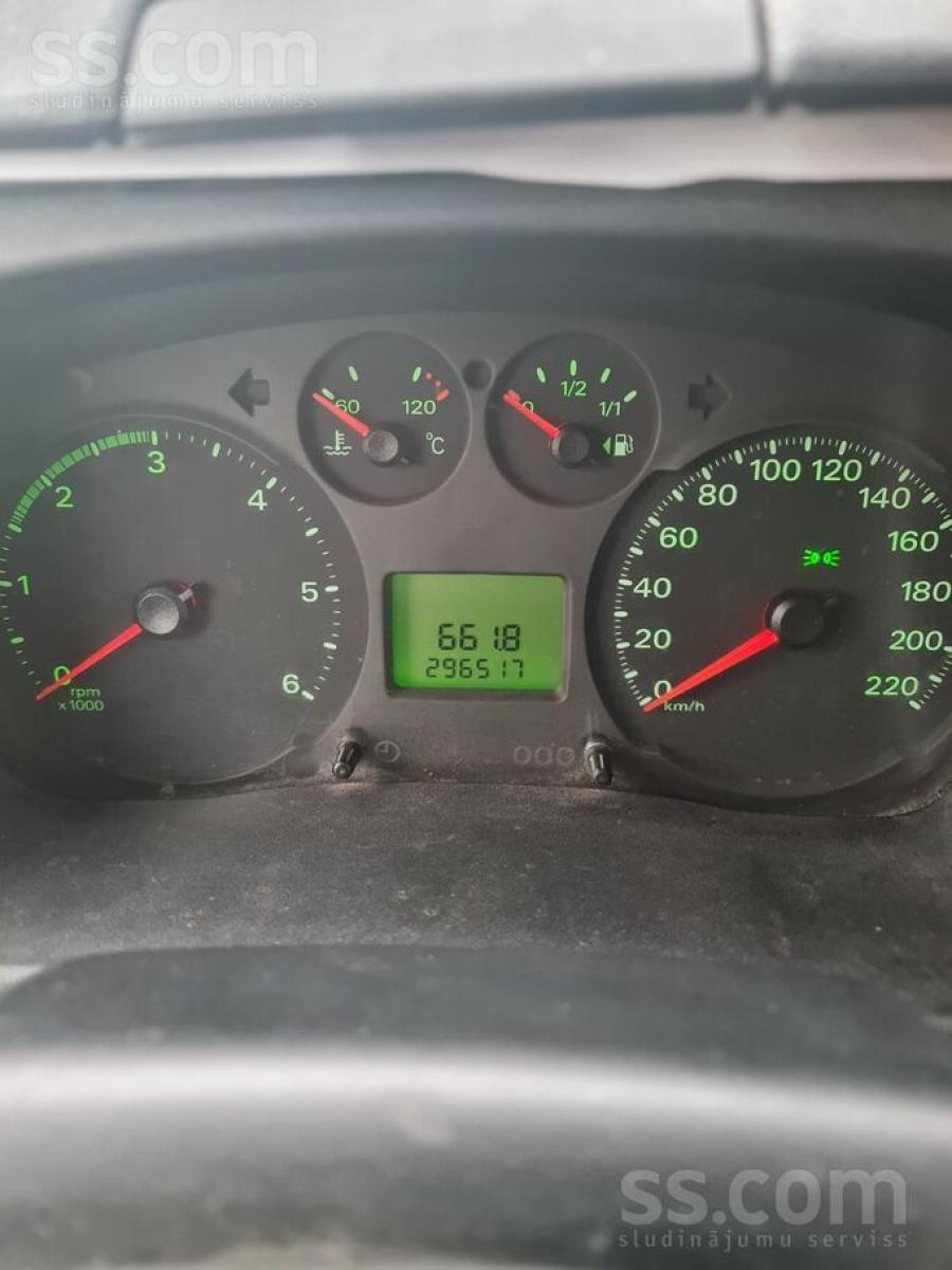 Balts Ford Transit 2007 Tallina, ar dzinēja tilpumu 2.20 L un nobraukumu 300 tūkst. km par 5499 €, foto 11 vietnē AUTOMOTO.COM.LV