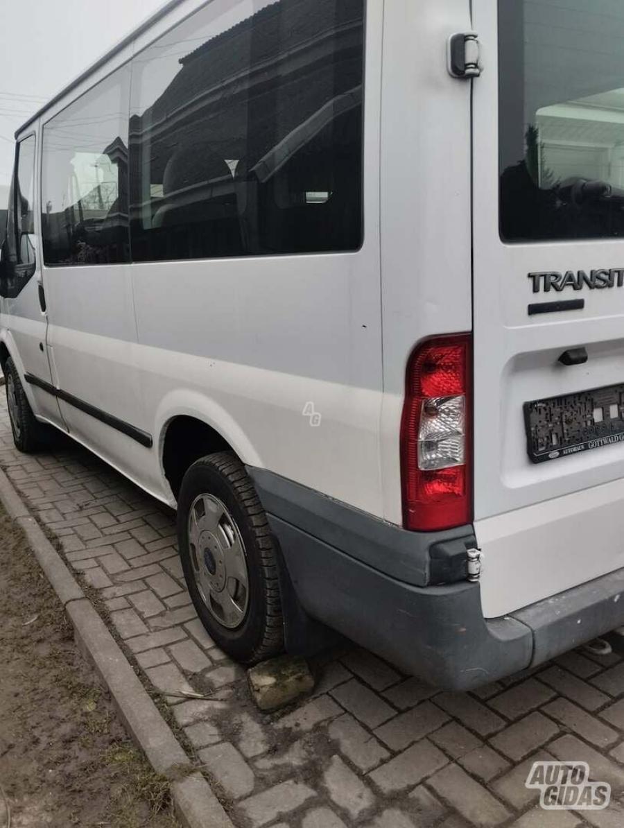 Balts Ford Transit 2008 Kauņa, ar dzinēja tilpumu 2.20 L un nobraukumu 185 tūkst. km par 3650 €, foto 4 vietnē AUTOMOTO.COM.LV