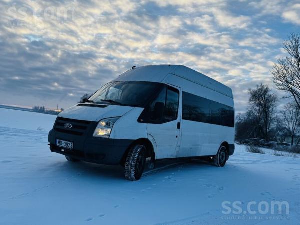 White Ford Transit 2008 in Jurmala, with an engine capacity of 2.20 L and mileage of 308 thousand km for 3150 €, photo 2 on AUTOMOTO.COM.LV