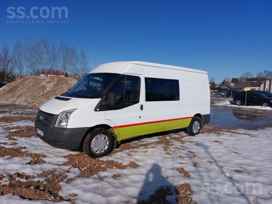 Balts Ford Transit 2008 Rīga, ar dzinēja tilpumu 2.20 L un nobraukumu 420 tūkst. km par 3900 €, foto 1 vietnē AUTOMOTO.COM.LV