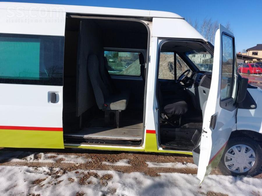 Balts Ford Transit 2008 Rīga, ar dzinēja tilpumu 2.20 L un nobraukumu 420 tūkst. km par 3900 €, foto 7 vietnē AUTOMOTO.COM.LV