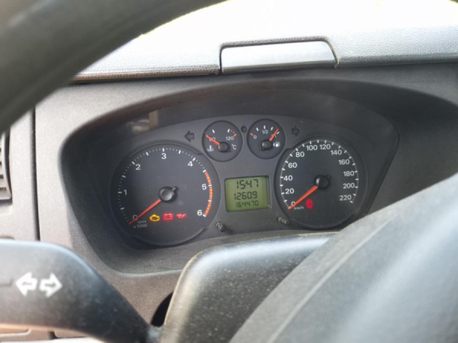 White Ford Transit 2008 in Narva, with an engine capacity of 2.40 L and mileage of 164 thousand km for 7200 €, photo 15 on AUTOMOTO.COM.LV
