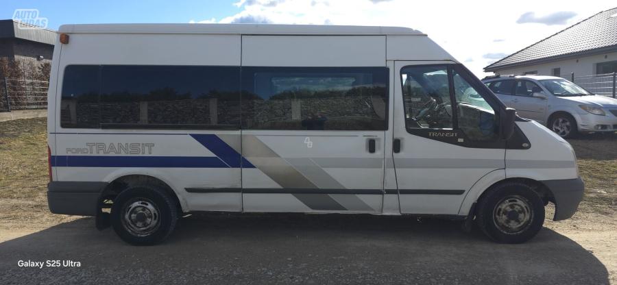 Balts Ford Transit 2009 Marijampole, ar dzinēja tilpumu 2.20 L un nobraukumu 471 tūkst. km par 3500 €, foto 4 vietnē AUTOMOTO.COM.LV