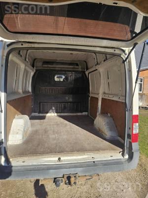 White Ford Transit 2009 in Bauska, with an engine capacity of 2.10 L and mileage of 223 thousand km for 4500 €, photo 6 on AUTOMOTO.COM.LV