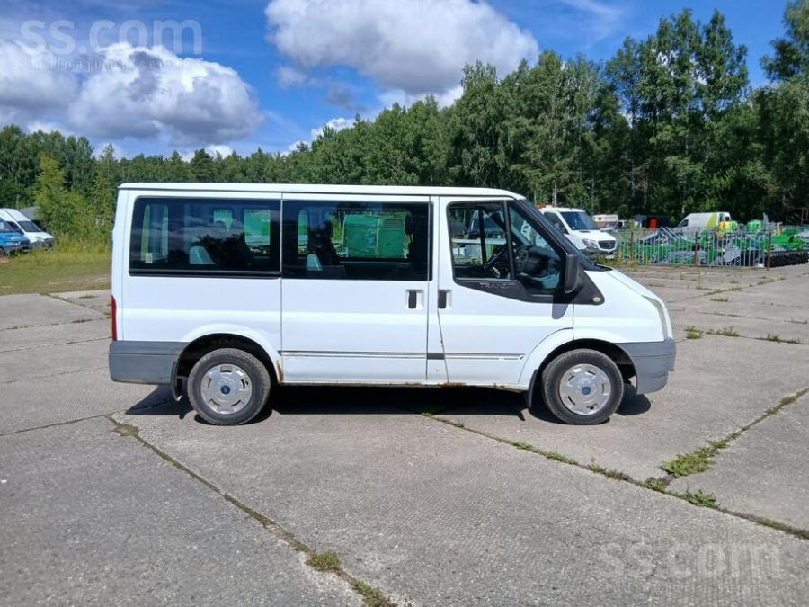 Balts Ford Transit 2009 Ogre, ar dzinēja tilpumu 2.20 L un nobraukumu 287 tūkst. km par 3000 €, foto 7 vietnē AUTOMOTO.COM.LV
