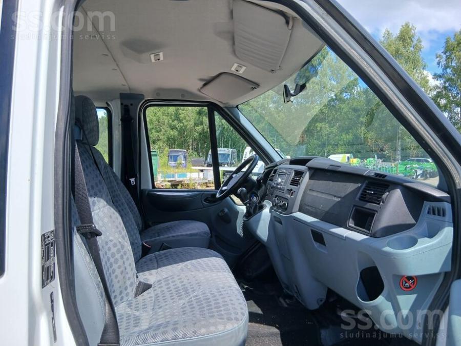 Balts Ford Transit 2009 Ogre, ar dzinēja tilpumu 2.20 L un nobraukumu 287 tūkst. km par 3000 €, foto 17 vietnē AUTOMOTO.COM.LV