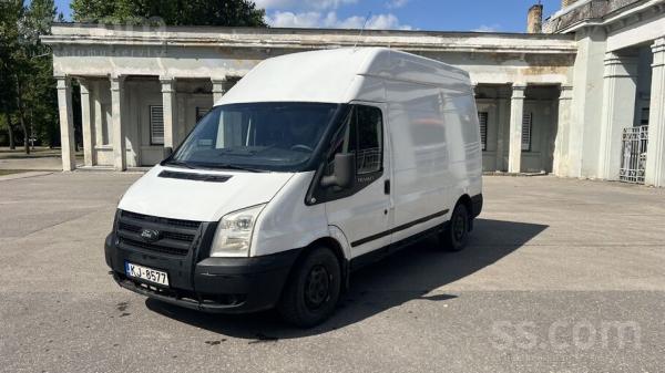 White Ford Transit 2009 in Riga, with an engine capacity of 2.20 L and mileage of 692 thousand km for 2350 €, photo 3 on AUTOMOTO.COM.LV