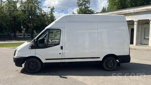 White Ford Transit 2009 in Riga, with an engine capacity of 2.20 L and mileage of 692 thousand km for 2350 €, photo 4 on AUTOMOTO.COM.LV