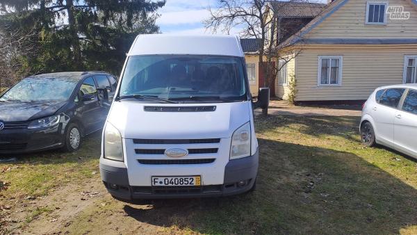 White Ford Transit 2010 in Vilnius, with an engine capacity of 2.00 L and mileage of 286 thousand km for 4350 €, photo 1 on AUTOMOTO.COM.LV