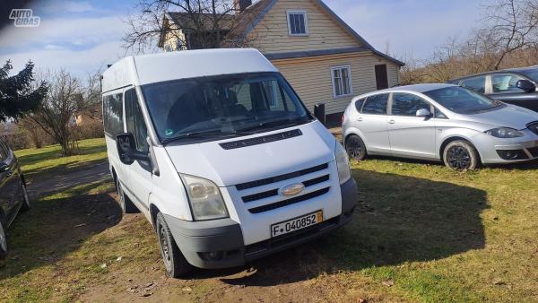 White Ford Transit 2010 in Vilnius, with an engine capacity of 2.00 L and mileage of 286 thousand km for 4350 €, photo 10 on AUTOMOTO.COM.LV