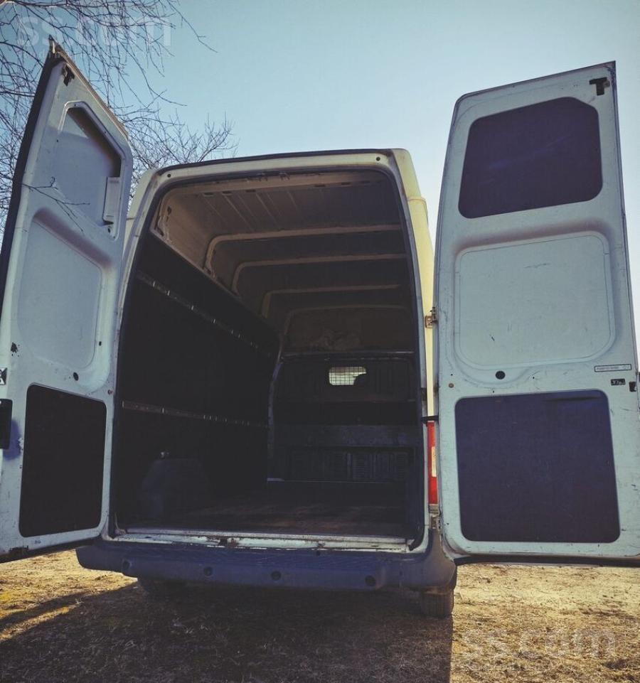Balts Ford Transit 2010 Gulbene, ar dzinēja tilpumu 2.20 L un nobraukumu 343 tūkst. km par 2300 €, foto 5 vietnē AUTOMOTO.COM.LV