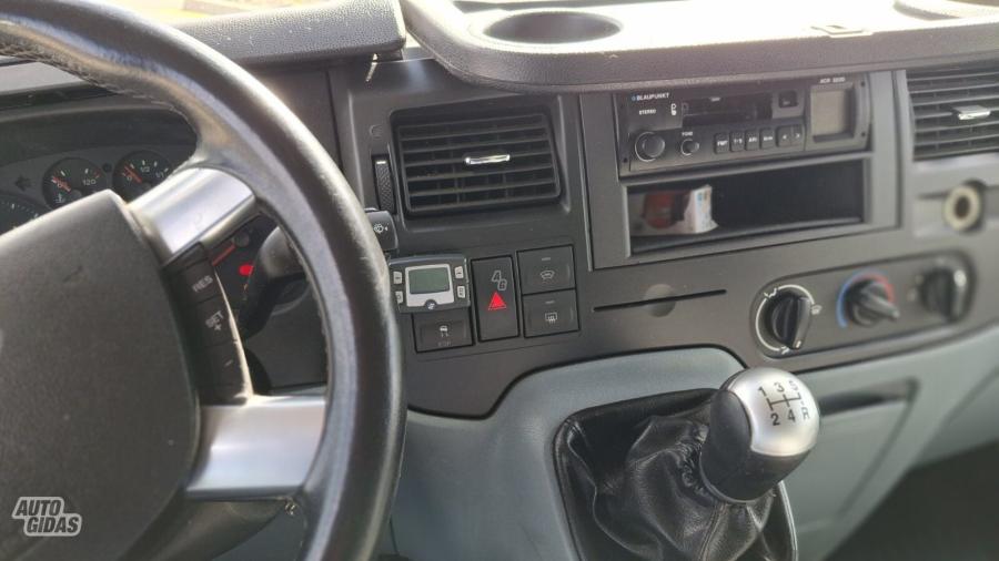 White Ford Transit 2010 in Kaunas, with an engine capacity of 2.20 L and mileage of 248 thousand km for 5400 €, photo 8 on AUTOMOTO.COM.LV