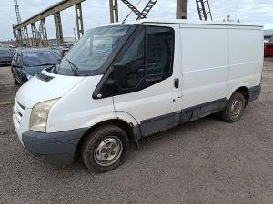 White Ford Transit 2010 in Tallinn, with an engine capacity of 2.20 L and mileage of 470 thousand km for 799 €, photo 4 on AUTOMOTO.COM.LV