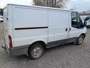 White Ford Transit 2010 in Tallinn, with an engine capacity of 2.20 L and mileage of 470 thousand km for 799 €, photo 7 on AUTOMOTO.COM.LV