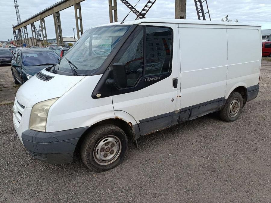 White Ford Transit 2010 in Tallinn, with an engine capacity of 2.20 L and mileage of 470 thousand km for 799 €, photo 19 on AUTOMOTO.COM.LV