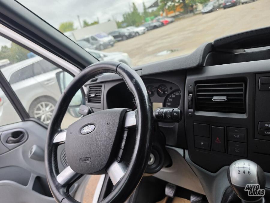 White Ford Transit 2010 in Vilnius, with an engine capacity of 2.00 L and mileage of 285 thousand km for 5650 €, photo 14 on AUTOMOTO.COM.LV