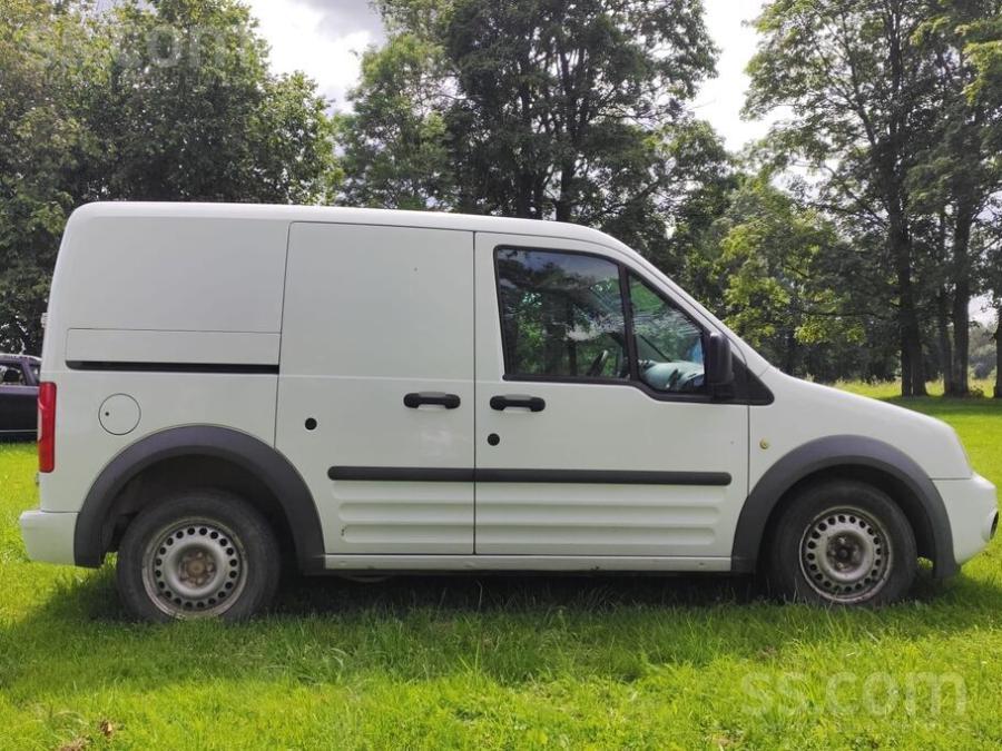 Balts Ford Transit 2011 Daugavpils, ar dzinēja tilpumu 1.80 L un nobraukumu 215 tūkst. km par 2965 €, foto 3 vietnē AUTOMOTO.COM.LV