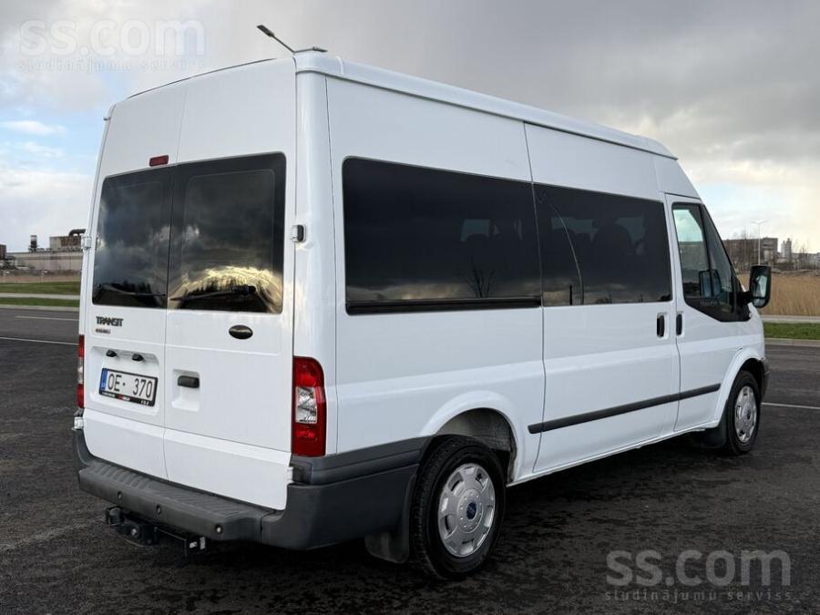 White Ford Transit 2011 in Liepaja, with an engine capacity of 2.20 L and mileage of 187 thousand km for 8800 €, photo 2 on AUTOMOTO.COM.LV