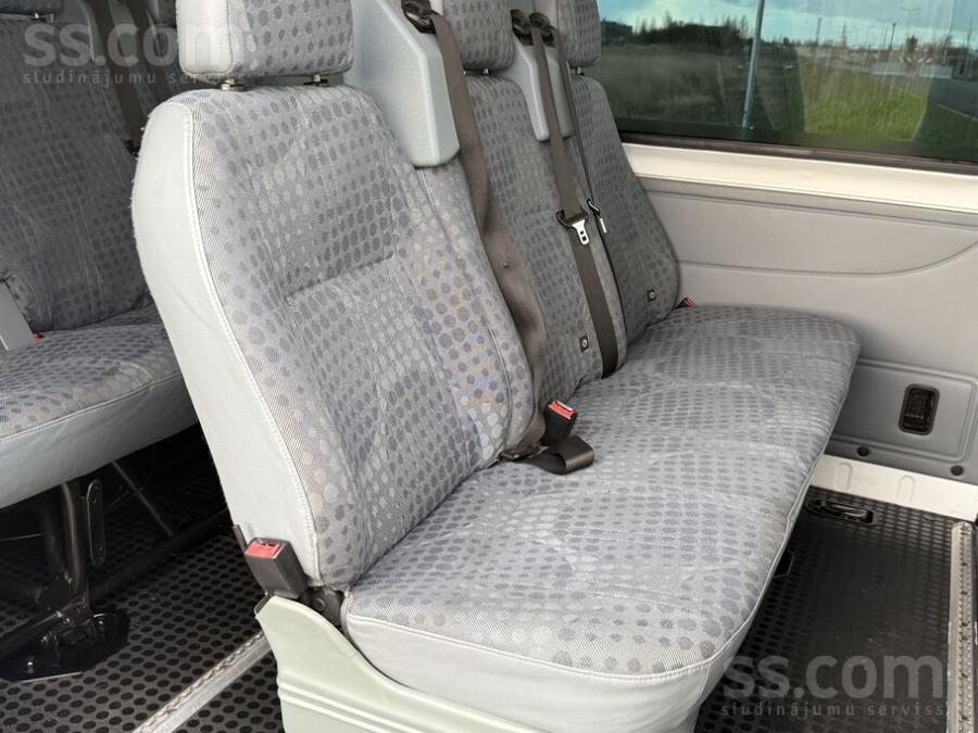 White Ford Transit 2011 in Liepaja, with an engine capacity of 2.20 L and mileage of 187 thousand km for 8800 €, photo 12 on AUTOMOTO.COM.LV