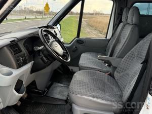 White Ford Transit 2011 in Liepaja, with an engine capacity of 2.20 L and mileage of 187 thousand km for 8800 €, photo 13 on AUTOMOTO.COM.LV