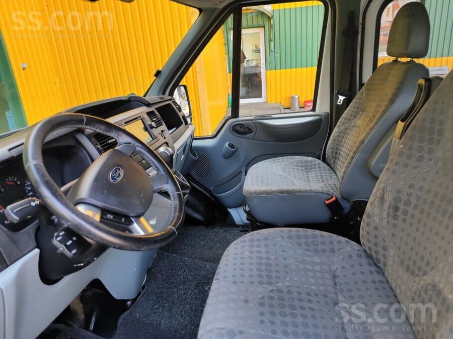 White Ford Transit 2011 in Valmiera, with an engine capacity of 2.20 L and mileage of 0 thousand km for 4300 €, photo 10 on AUTOMOTO.COM.LV