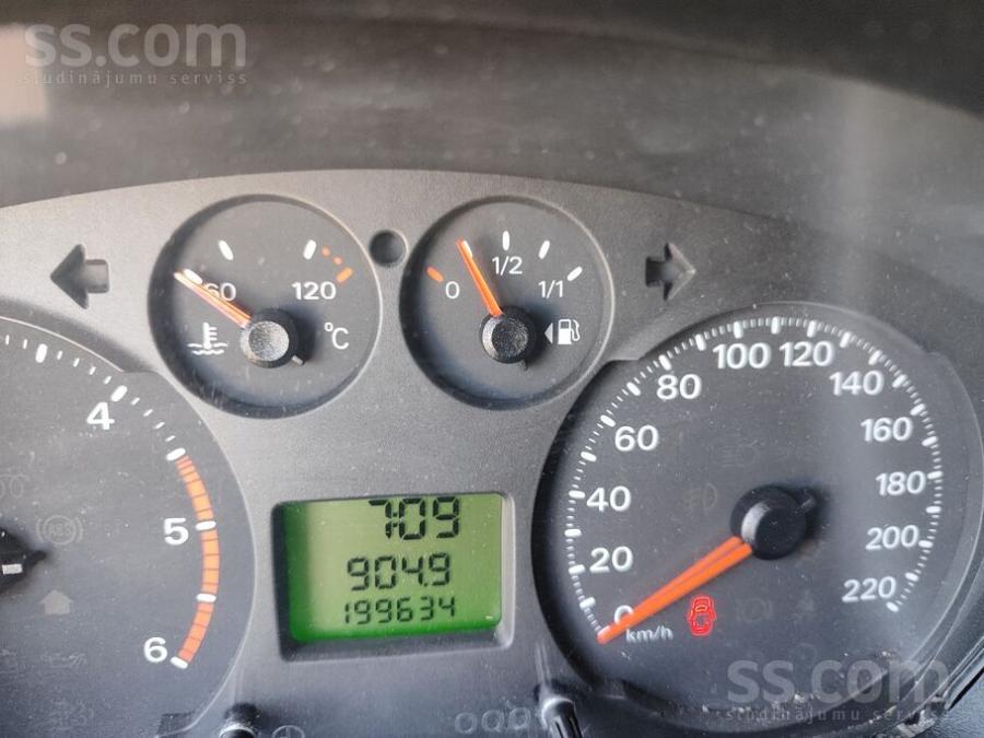 White Ford Transit 2011 in Valmiera, with an engine capacity of 2.20 L and mileage of 0 thousand km for 4300 €, photo 12 on AUTOMOTO.COM.LV