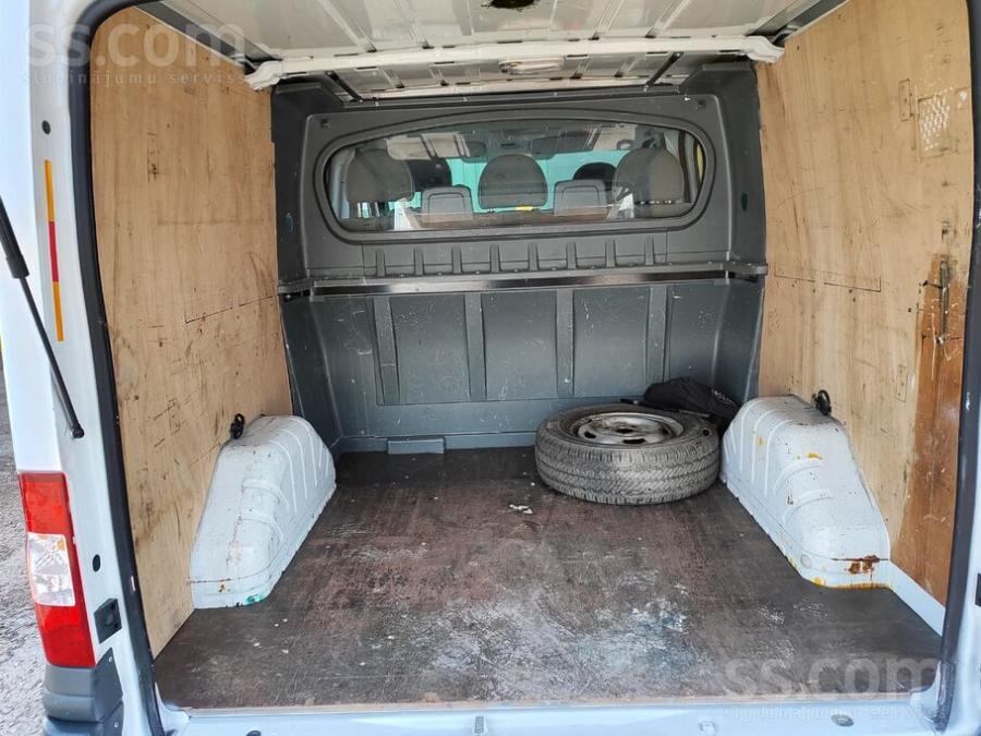 White Ford Transit 2011 in Valmiera, with an engine capacity of 2.20 L and mileage of 0 thousand km for 4300 €, photo 13 on AUTOMOTO.COM.LV