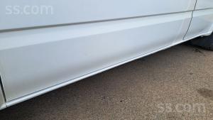 White Ford Transit 2011 in Ogre, with an engine capacity of 2.20 L and mileage of 175 thousand km for 6950 €, photo 10 on AUTOMOTO.COM.LV
