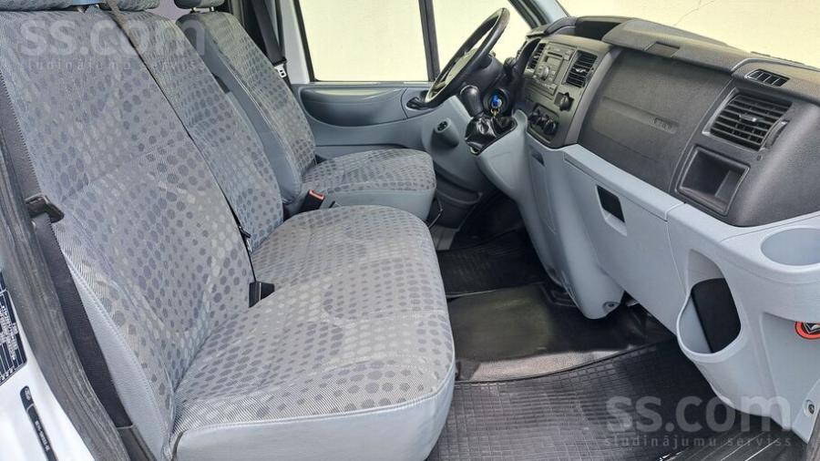 White Ford Transit 2011 in Ogre, with an engine capacity of 2.20 L and mileage of 175 thousand km for 6950 €, photo 18 on AUTOMOTO.COM.LV