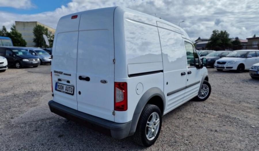 White Ford Transit 2011 in Riga, with an engine capacity of 1.80 L and mileage of 254 thousand km for 4700 €, photo 22 on AUTOMOTO.COM.LV