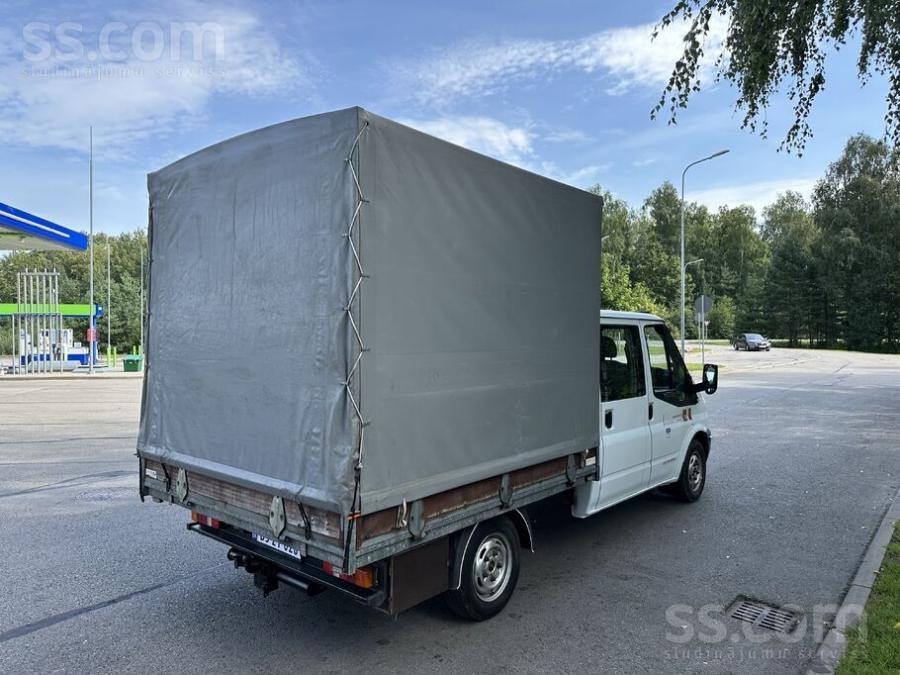 White Ford Transit 2011 in Jelgava, with an engine capacity of 2.20 L and mileage of 199 thousand km for 6500 €, photo 5 on AUTOMOTO.COM.LV
