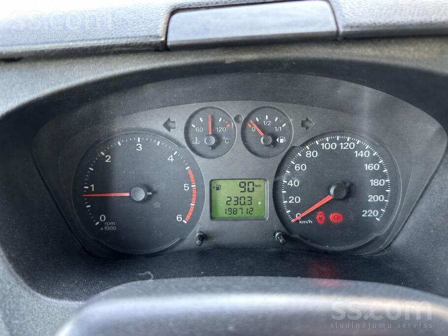 White Ford Transit 2011 in Jelgava, with an engine capacity of 2.20 L and mileage of 199 thousand km for 6500 €, photo 16 on AUTOMOTO.COM.LV