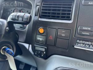 White Ford Transit 2011 in Jelgava, with an engine capacity of 2.20 L and mileage of 199 thousand km for 6500 €, photo 17 on AUTOMOTO.COM.LV