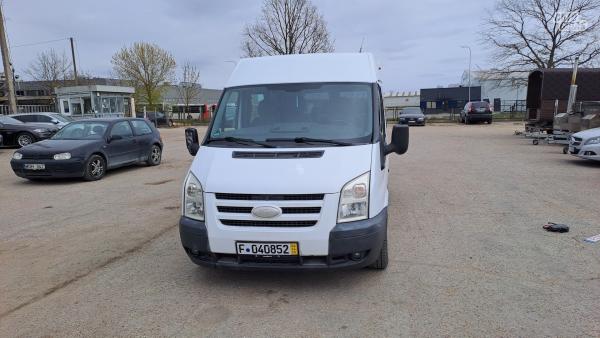 Balts Ford Transit 2011 Viļņa, ar dzinēja tilpumu 2.20 L un nobraukumu 289 tūkst. km par 5960 €, foto 5 vietnē AUTOMOTO.COM.LV