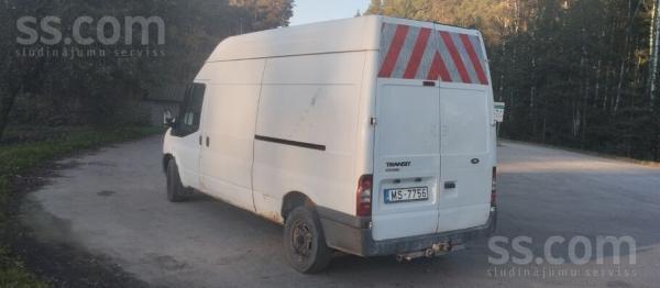 Ford Transit 2011 Jelgava vietnē Balts Ford Transit 2011 Jelgava, ar dzinēja tilpumu 2.20 L un nobraukumu 285 tūkst. km par 3850 €, foto 7 vietnē AUTOMOTO.COM.LV