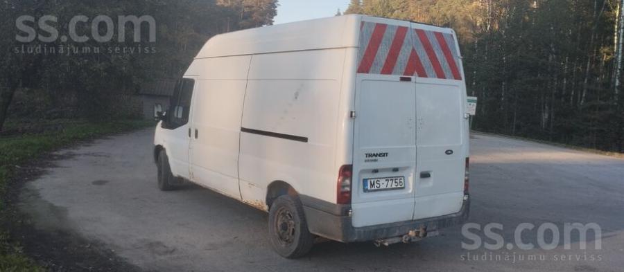 White Ford Transit 2011 in Jelgava, with an engine capacity of 2.20 L and mileage of 285 thousand km for 3850 €, photo 7 on AUTOMOTO.COM.LV