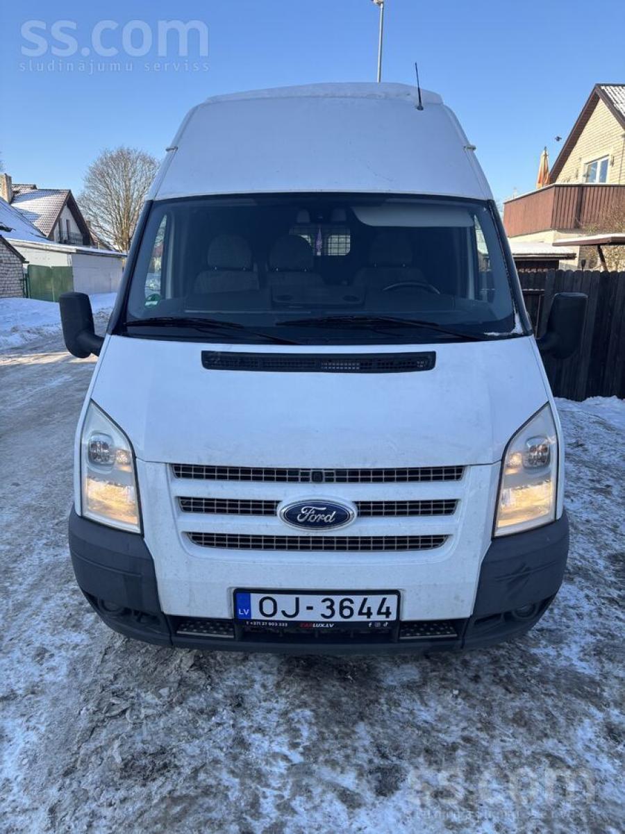 Balts Ford Transit 2012 Liepāja, ar dzinēja tilpumu 2.20 L un nobraukumu 221 tūkst. km par 6200 €, foto 1 vietnē AUTOMOTO.COM.LV