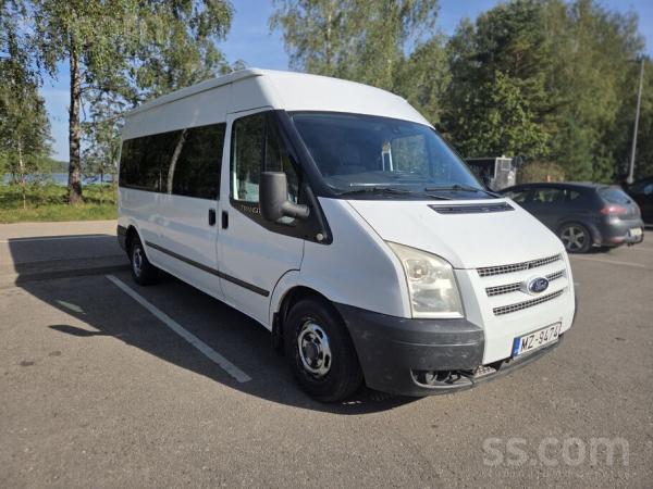 White Ford Transit 2012 in Daugavpils, with an engine capacity of 2.20 L and mileage of 316 thousand km for 6300 €, photo 9 on AUTOMOTO.COM.LV