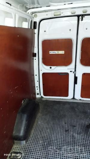 White Ford Transit 2012 in Riga, with an engine capacity of 2.20 L and mileage of 197 thousand km for 3900 €, photo 6 on AUTOMOTO.COM.LV
