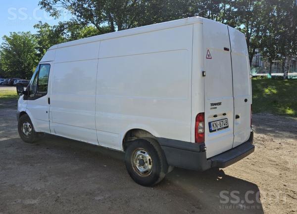 White Ford Transit 2012 in Riga, with an engine capacity of 2.20 L and mileage of 339 thousand km for 3300 €, photo 7 on AUTOMOTO.COM.LV